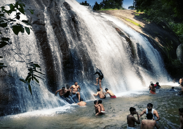 Anayadikuthu - Weekend Getaway - Paradise Holidays - Blog